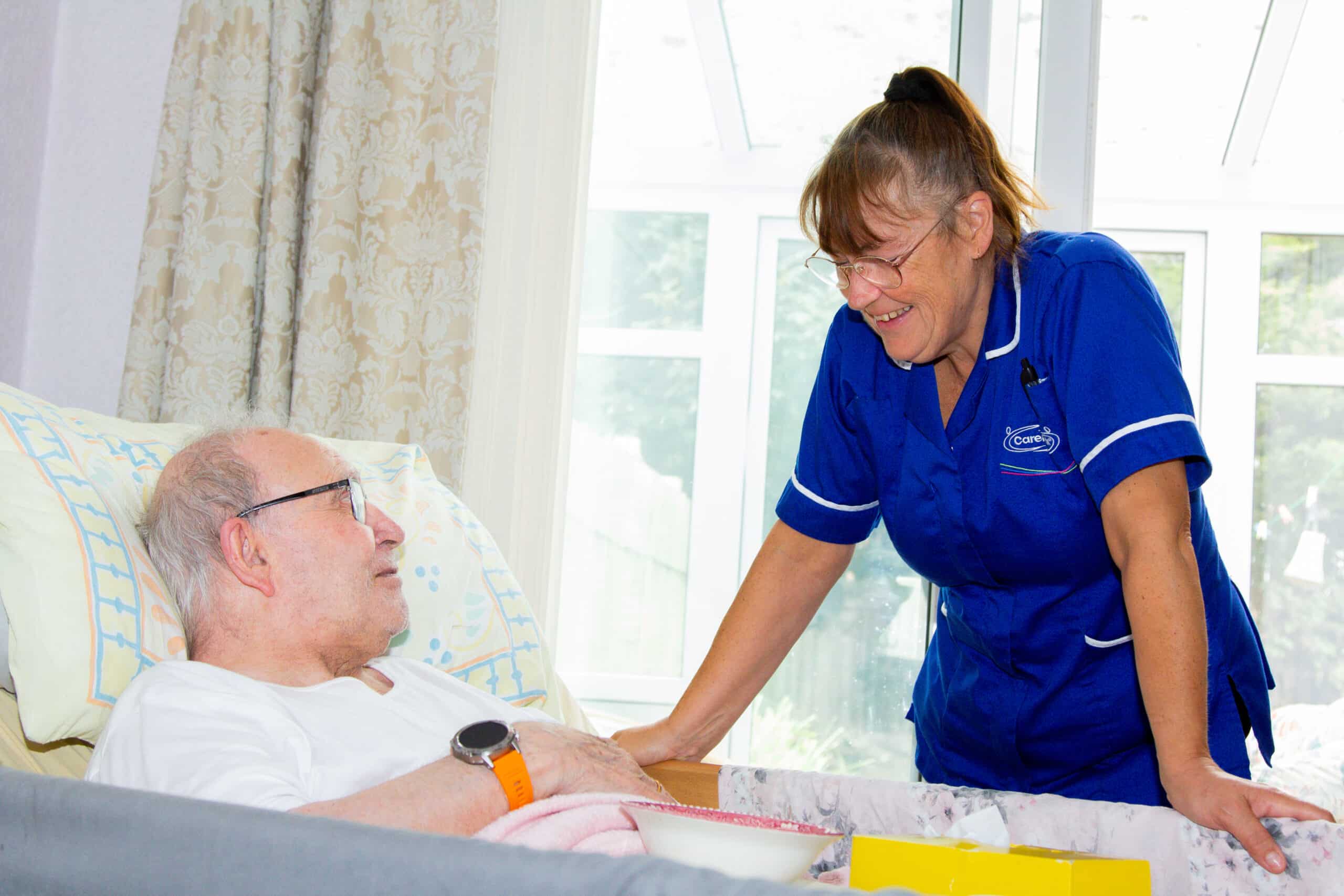 How to help someone with personal hygiene care and bathing. | Caremark